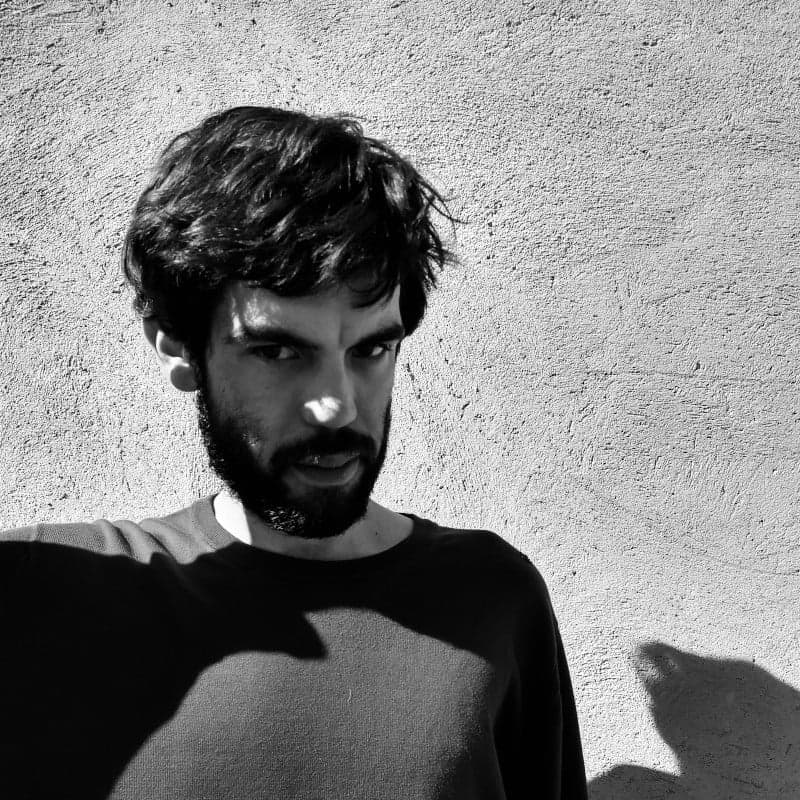 ESTRENOS - No Nací en Manchester